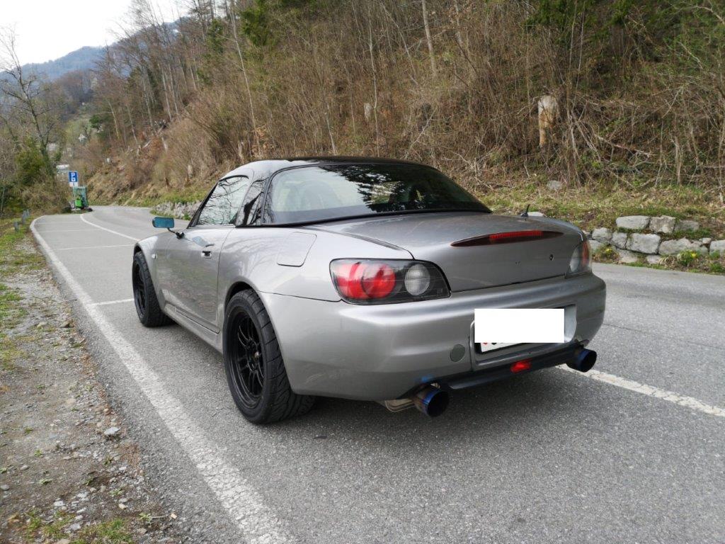 Invidia Q300 (US Version) - Pinwand Biete - S2000 Owners Club Forum