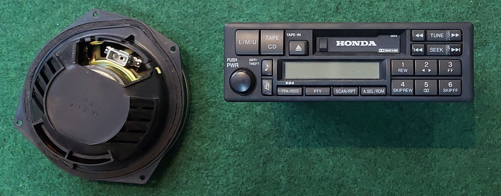 Verkaufe Original S2000 Radio + CD Wechsler und Boxen - Pinwand Biete ...